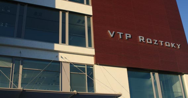 Eaton eröffnet Innovationszentrum in Prag - Automotive - Elektroniknet