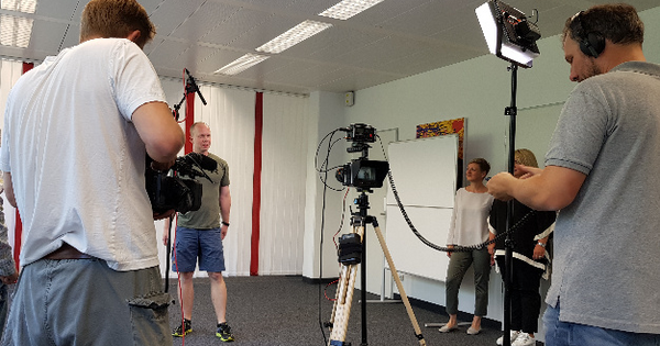 Bilder vom ersten Drehtag - Employer Pitch - Elektroniknet