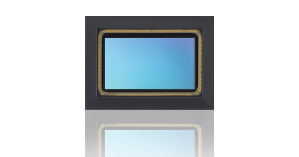 CMOS image sensor processes RAW and YUV images simultaneously ...