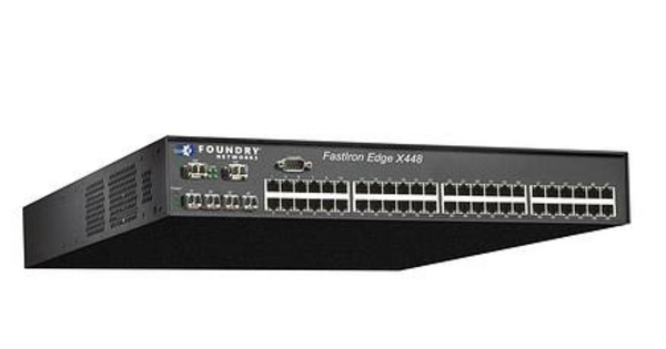 Foundry mit Edge-Switches für große Unternehmen - Markt - connect professional