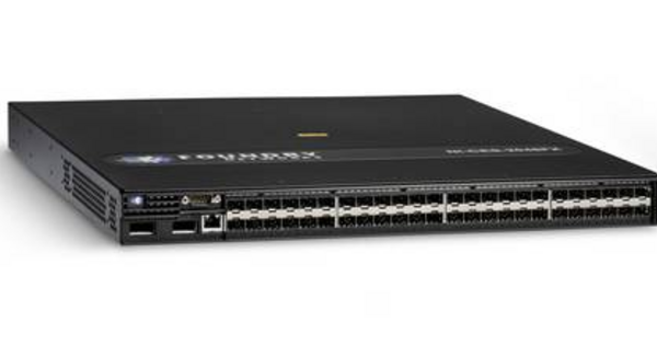 Mit 10-Gigabit-Ethernet-Uplinks: Foundry mit Switch für Ethernet ...