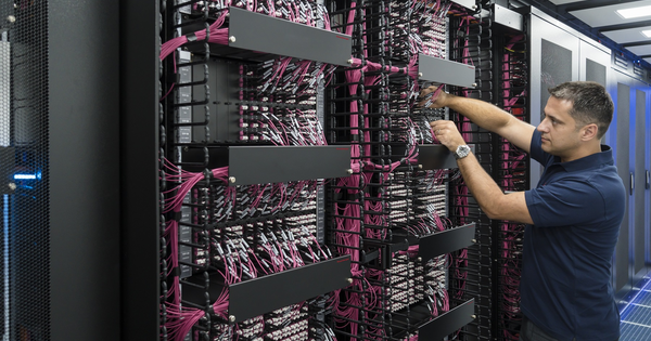 Rosenberger OSI führt Verkabelungssystem Preconnect Sedecim ein ...